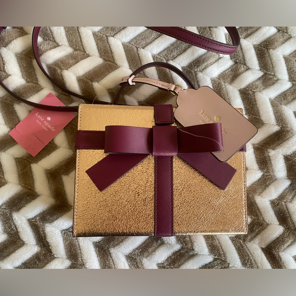 kate spade | Bags | Kate Spade Wrapping Box Partygift Purse Metallic ...